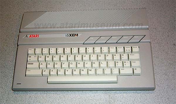 Atari XE: 65 XE, 800 XE, 130 XE, XE Game System und 900 XLF ...